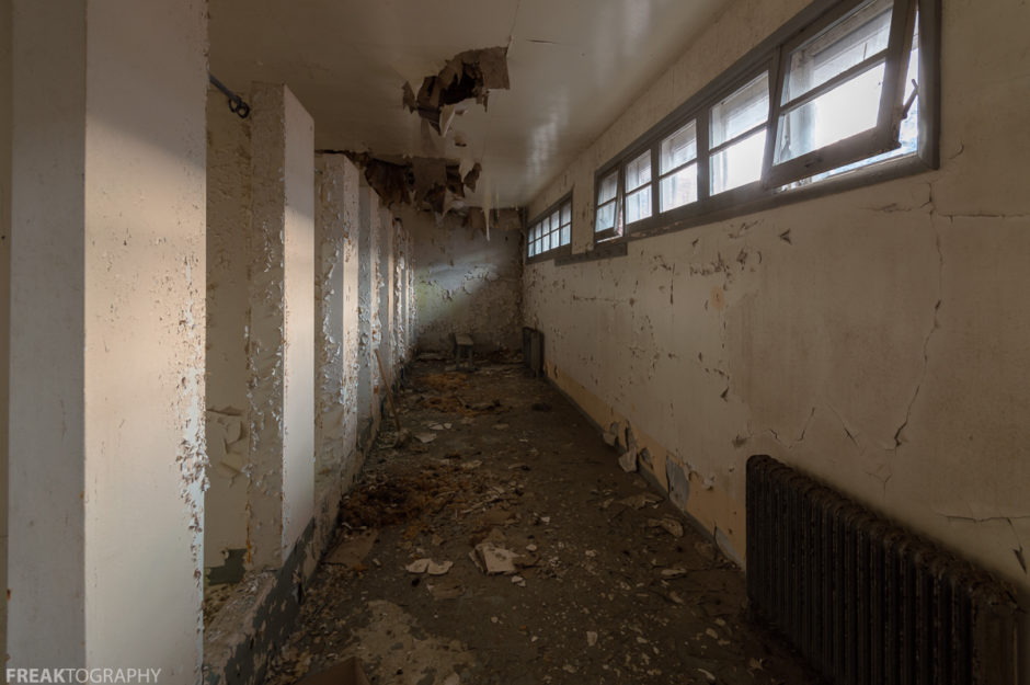 Abandoned Migrant Workers Dormitory | FREAKTOGRAPHY