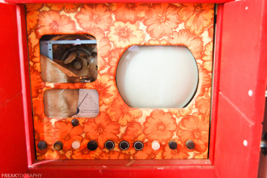 Almost an Abandoned Time Capsule House Urban Exploration | FREAKTOGRAPHY