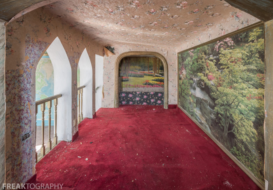 Toronto's Weirdest House | Toronto Castle House | Unique Homes ...