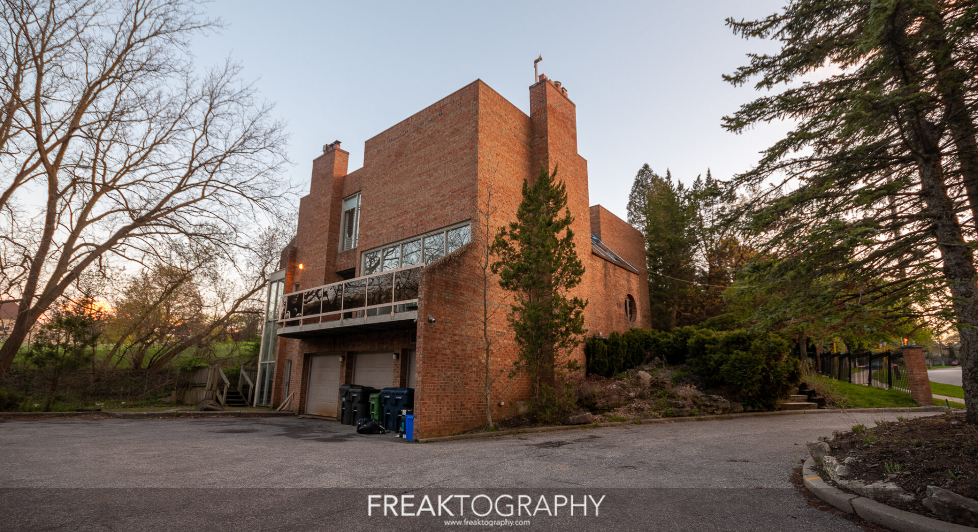Exploring an Abandoned 8 Million Dollar Mansion 360 Degree Interactive ...