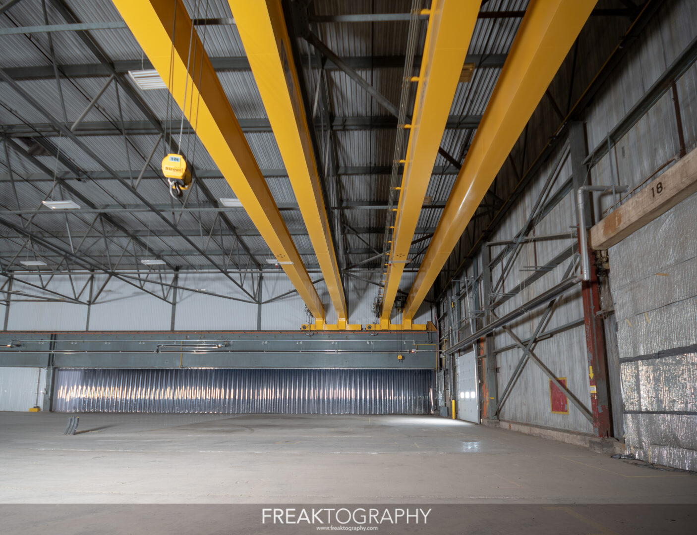 Freaktography Explores an Abandoned Factory