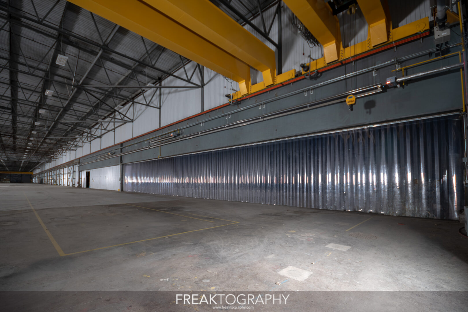 Freaktography Explores an Abandoned Factory