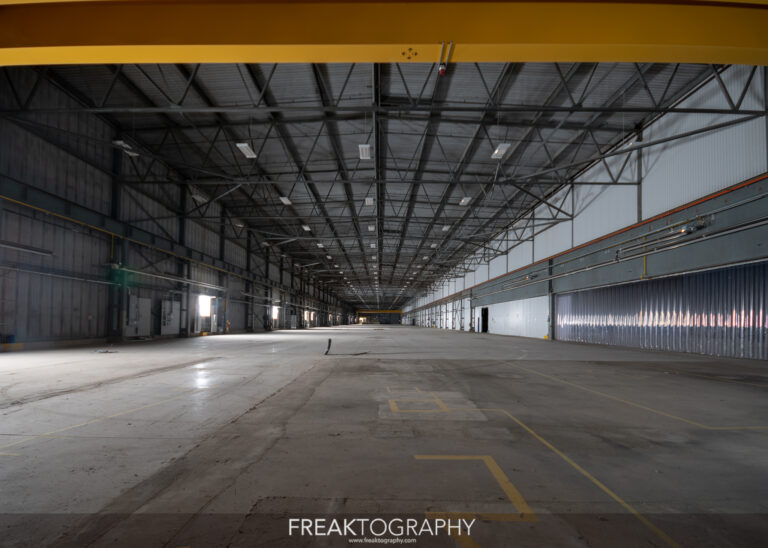 Freaktography Explores an Abandoned Factory