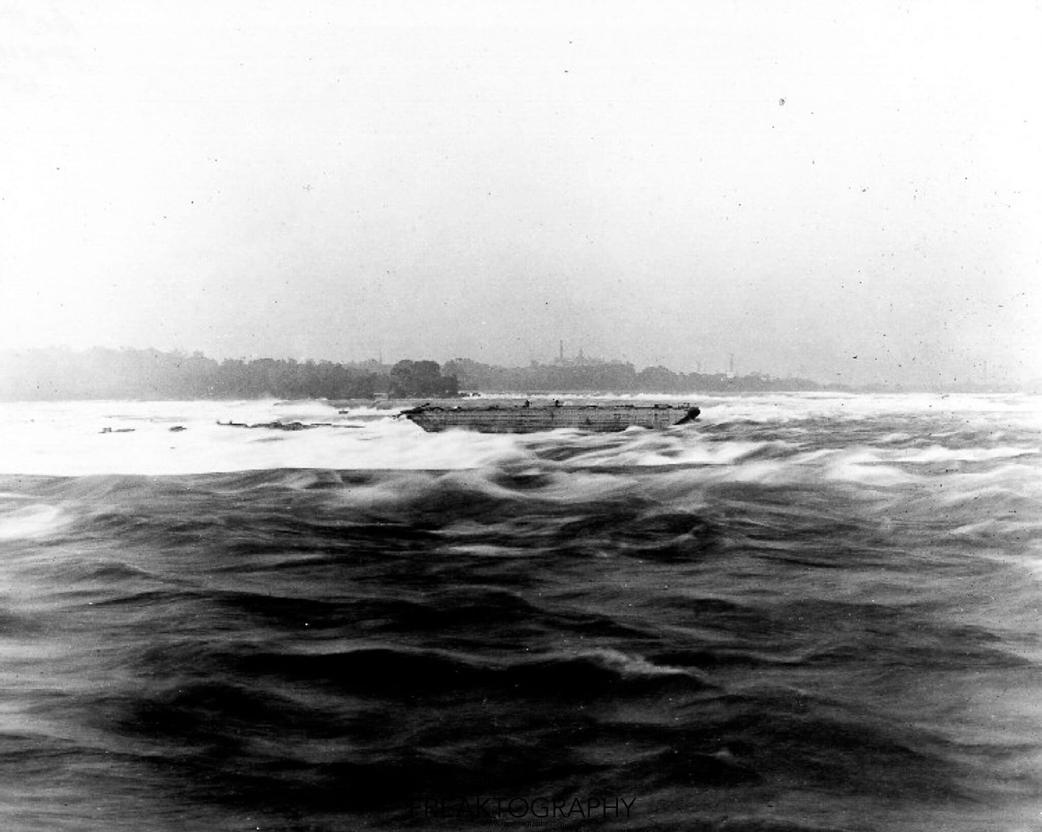 Niagara Falls Old Scow History | Niagara Falls Scow Before and After