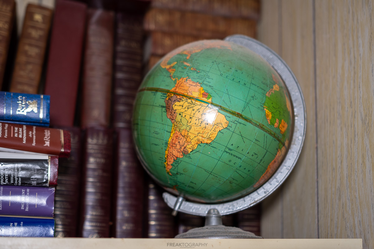 Vintage Retro Toys Time Capsule House | FREAKTOGRAPHY