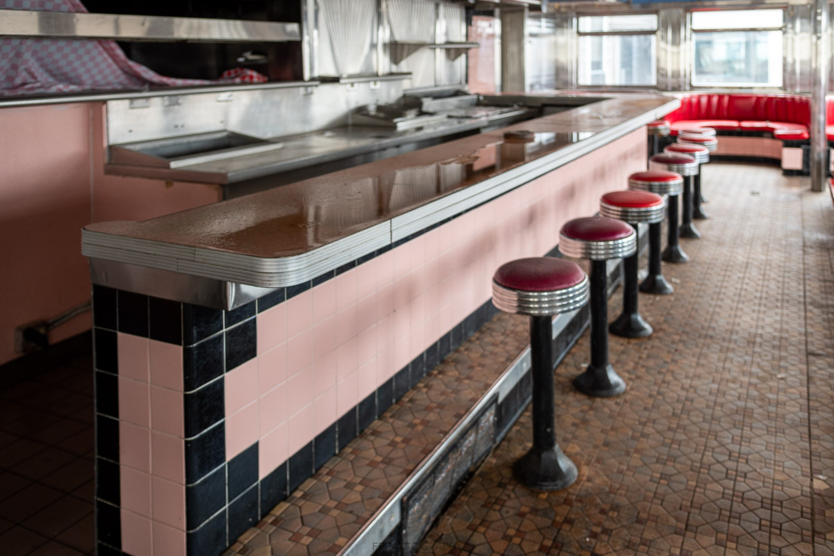 Abandoned Rosies Diner | Abandoned 50’s Diner | FREAKTOGRAPHY