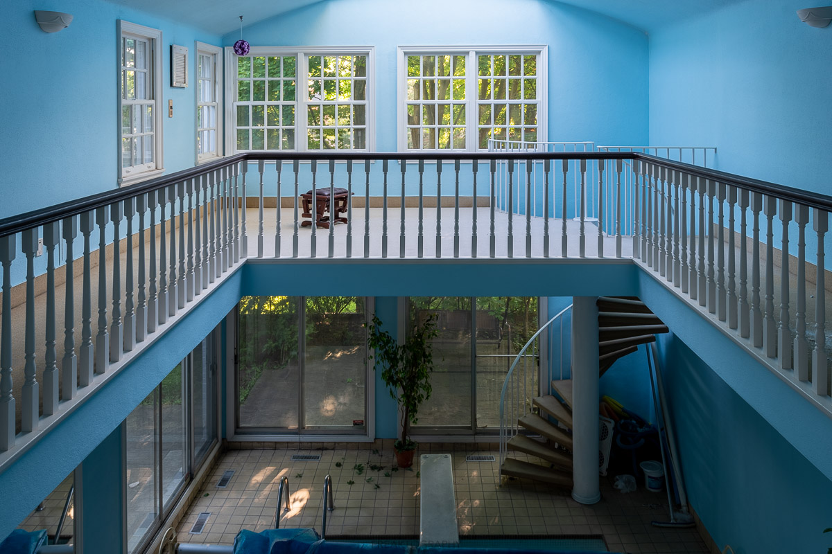 Two Million Dollar Squatters Abandoned Mansion | FREAKTOGRAPHY