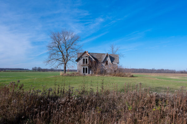 Canadas Most Photographed Abandoned House | The Guyitt House