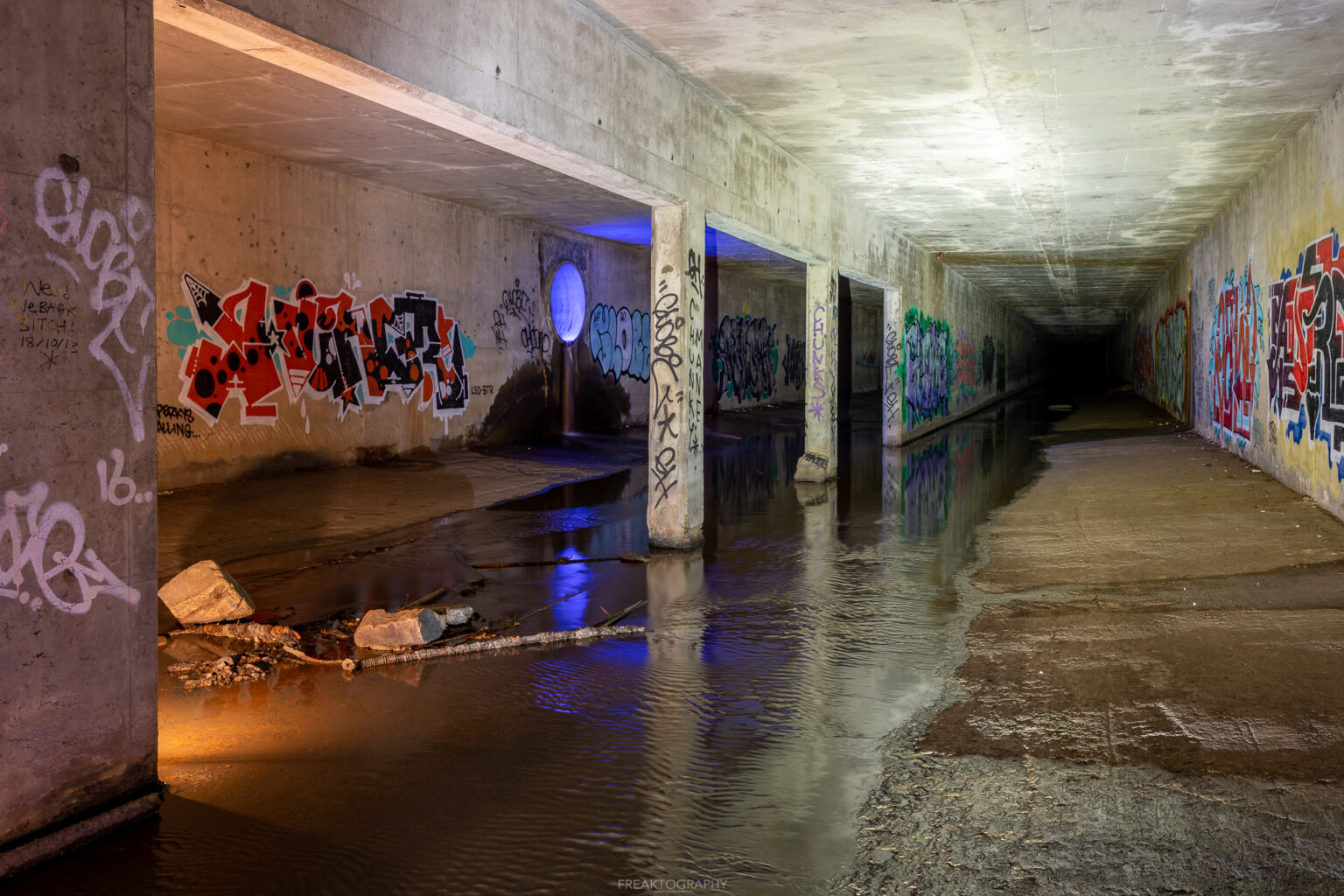 Draining Photography | Urban Exploring | Freaktography | Drains