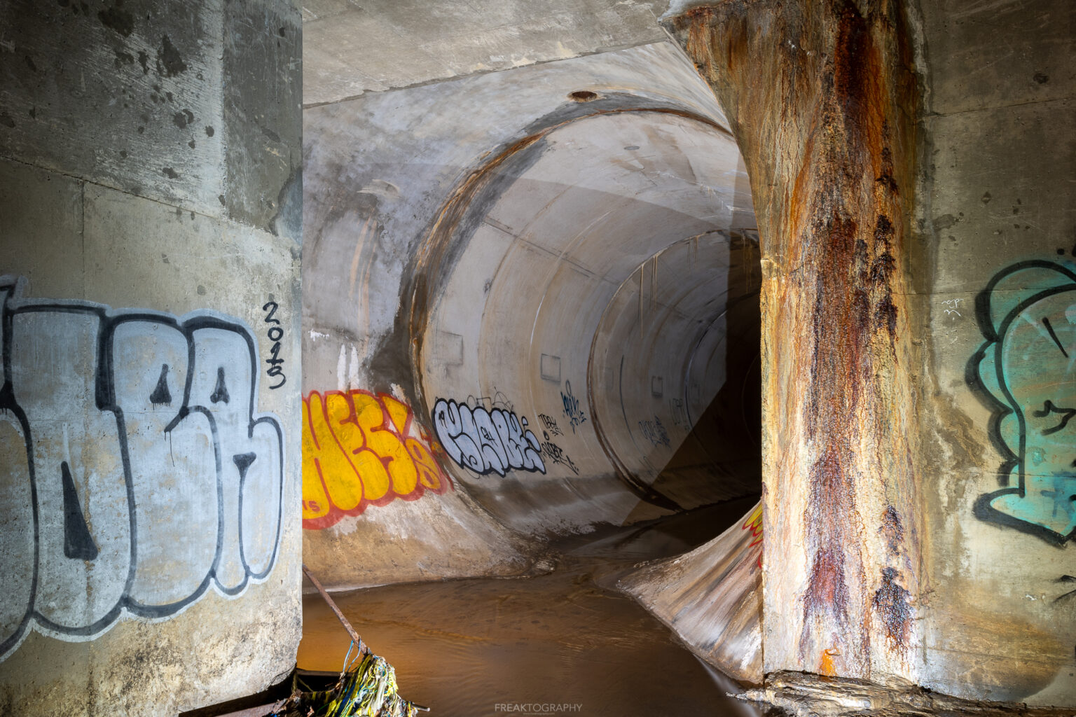 Draining Photography | Urban Exploring | Freaktography | Drains