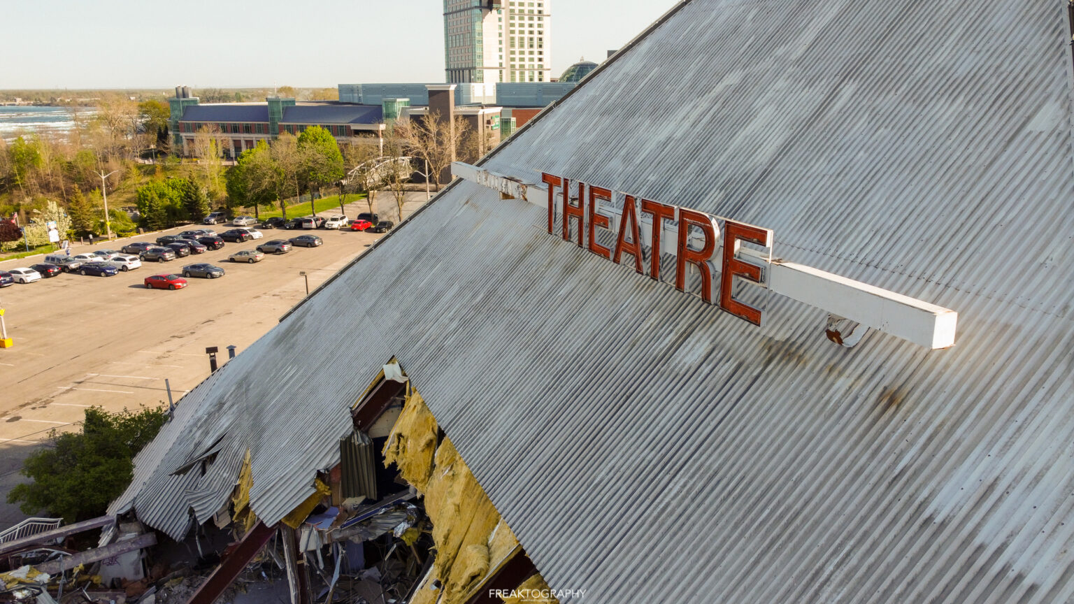 Niagara Falls IMAX Theatre and Pyramid Place